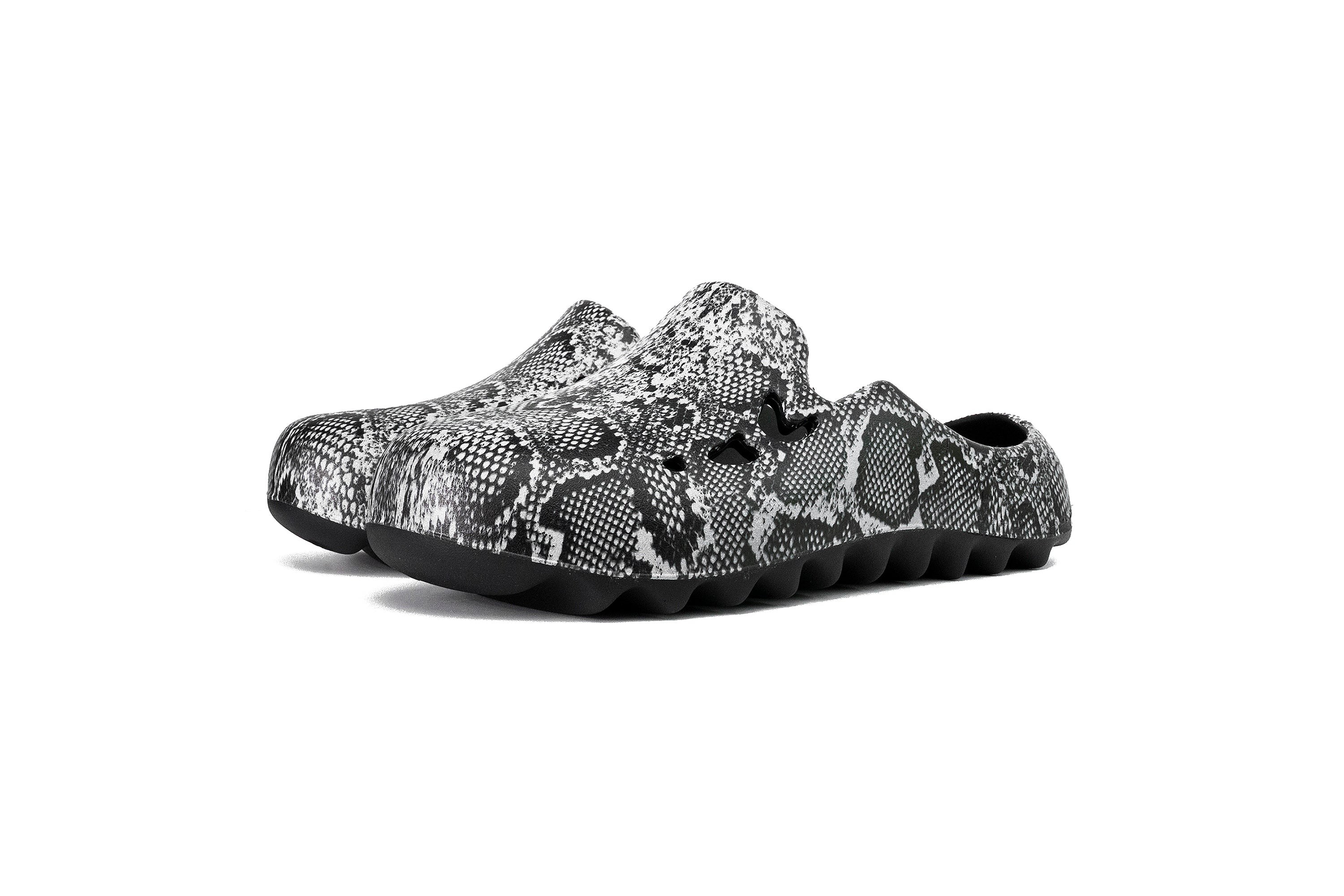 "Medium" Mule/Python – John Geiger