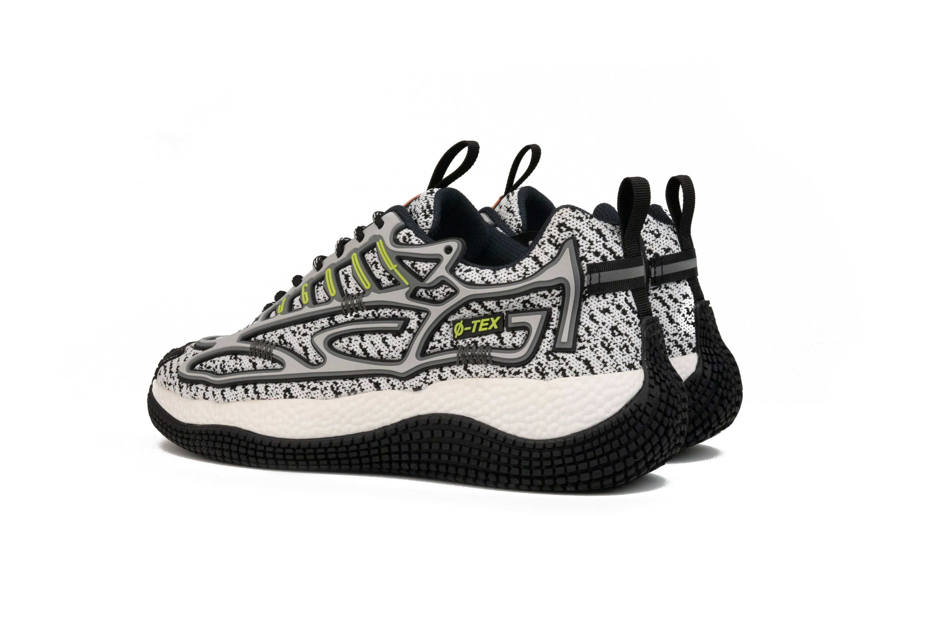"Static" Knit 004 – John Geiger