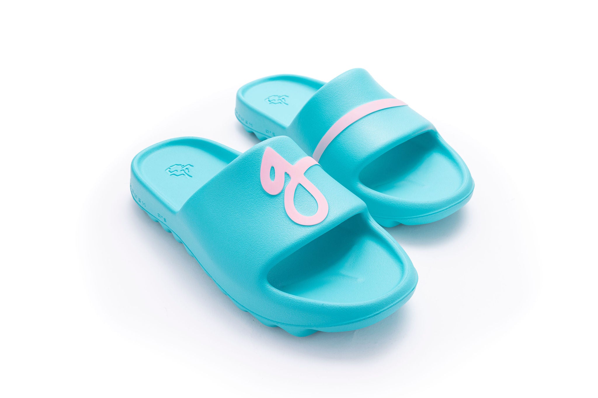 'Teal/Pink' Art Week Geiger Slides Exclusive – John Geiger